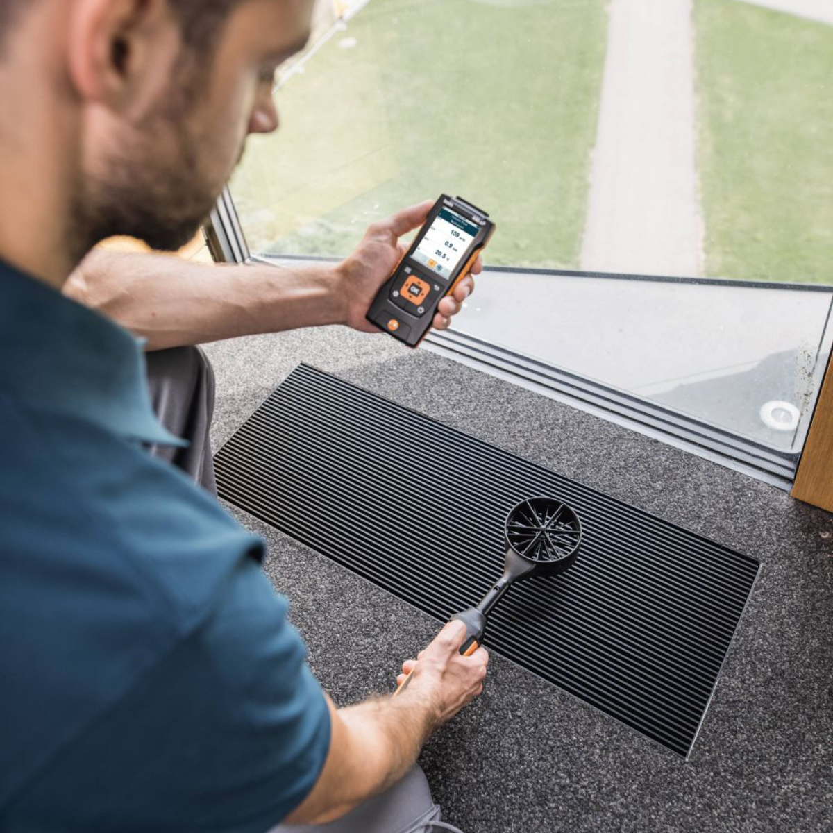 testo 440 | Air Flow ComboKit 2 with Bluetooth® 02